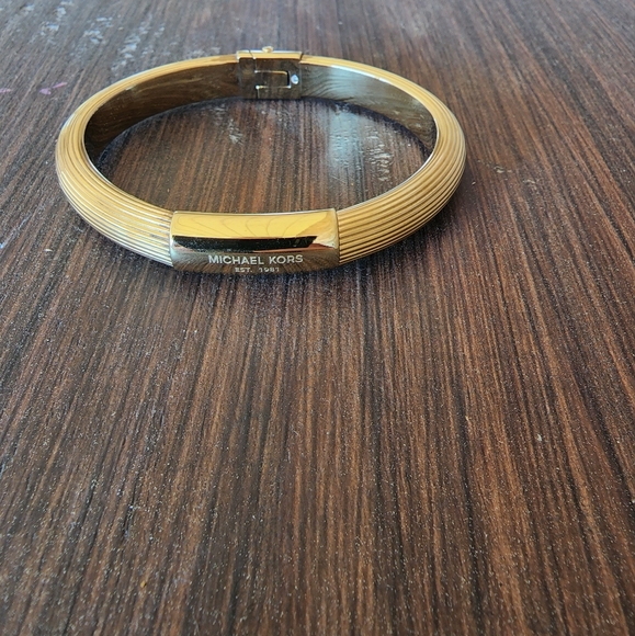 Michael Kors | Jewelry | Gold Michael Kors Bangle Bracelet | Poshmark